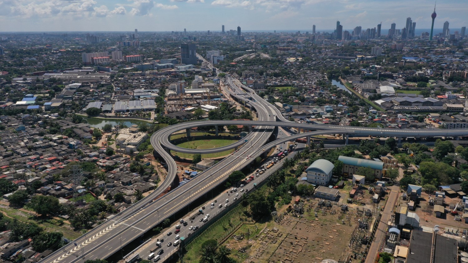 Kelani Bridge is the first steel mega viaduct in Sri Lanka ...