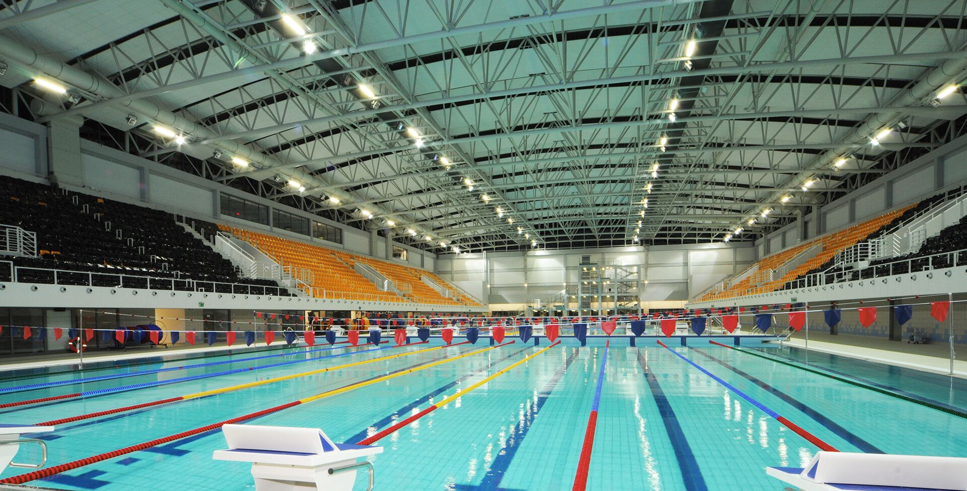 RoofDek – Steel roof decking - constructsteel.org