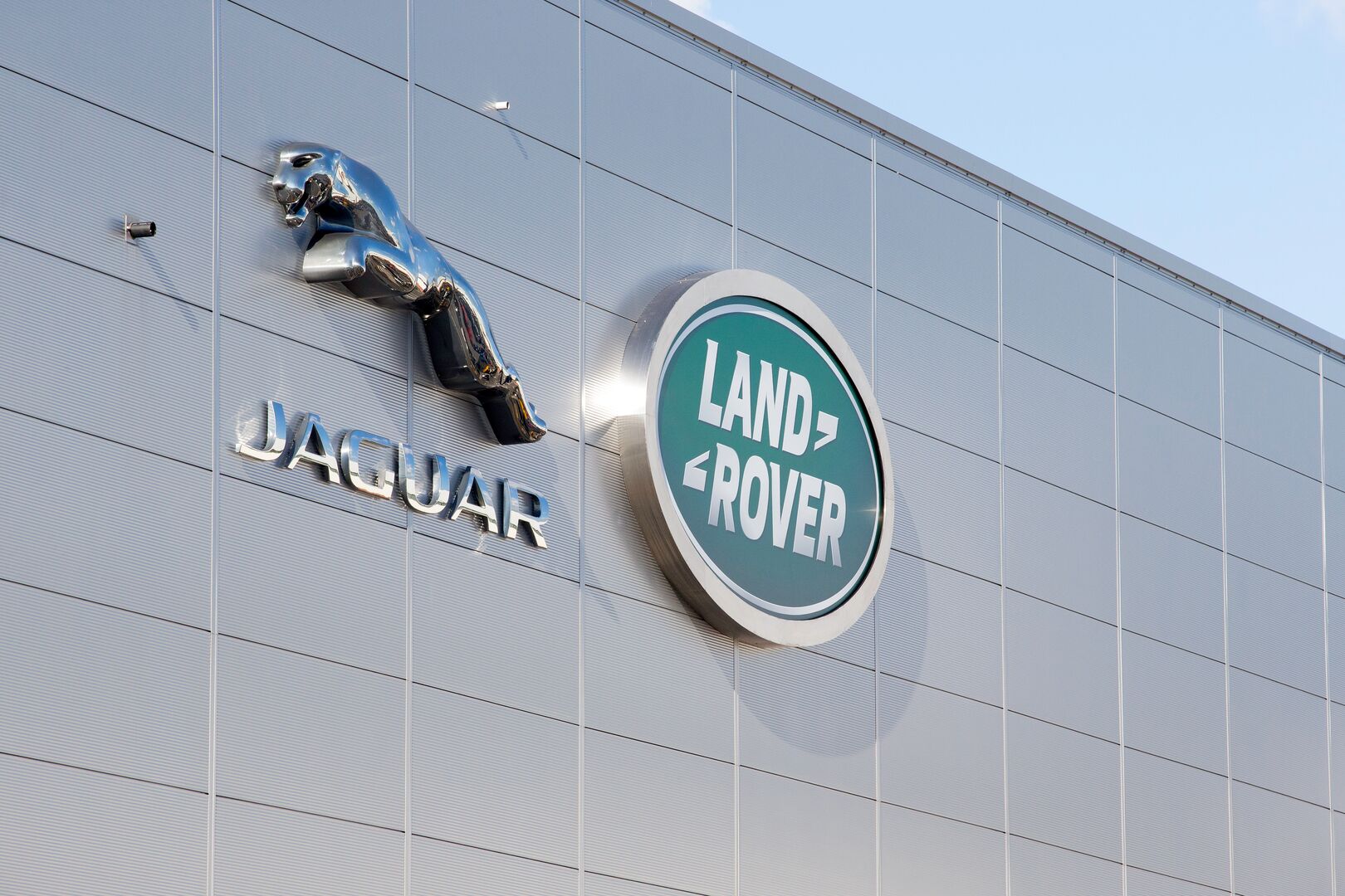 Trimapanel – PIR insulated architectural wall panels - constructsteel.org