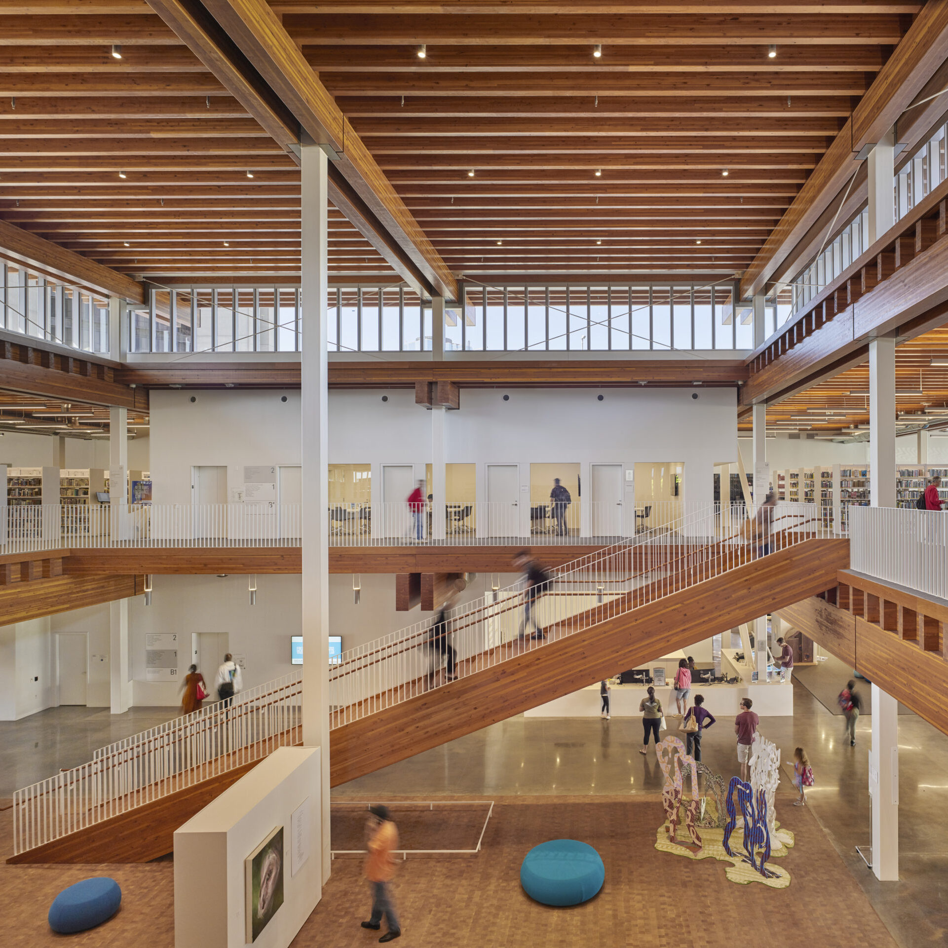 Steel-timber hybrid buildings - constructsteel.org