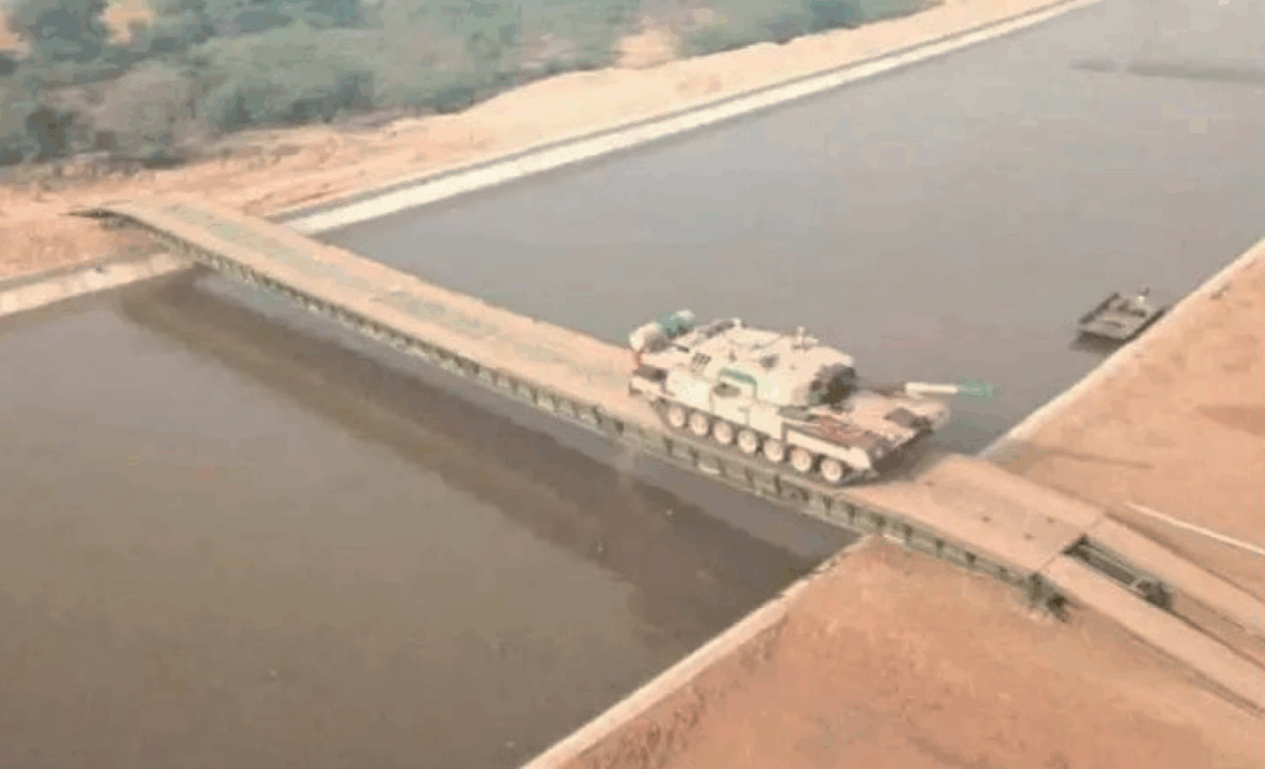 Mobile Bridge System for Army - constructsteel.org