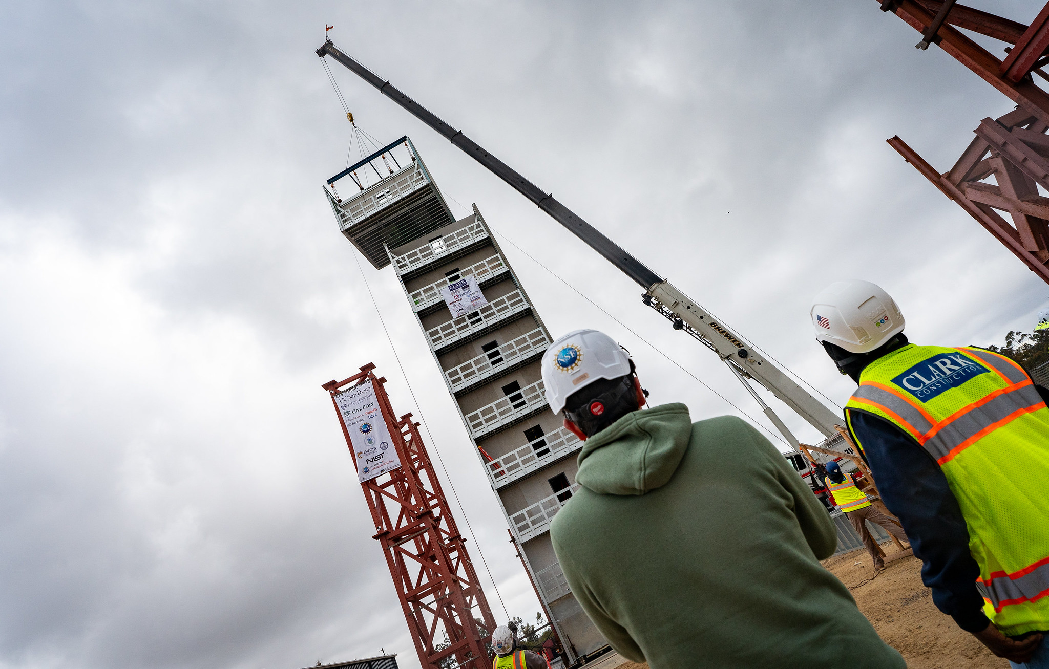 Academics shake tallest steel-framed building ever tested on an ...