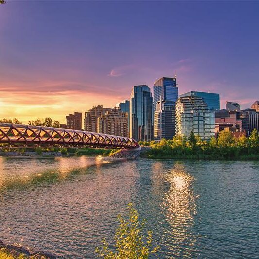 Calgary improves its flood defences with steel sheet pile ...