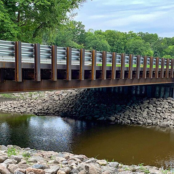 Steel sees Grand Forks County Prefabricated Bridge built super fast ...
